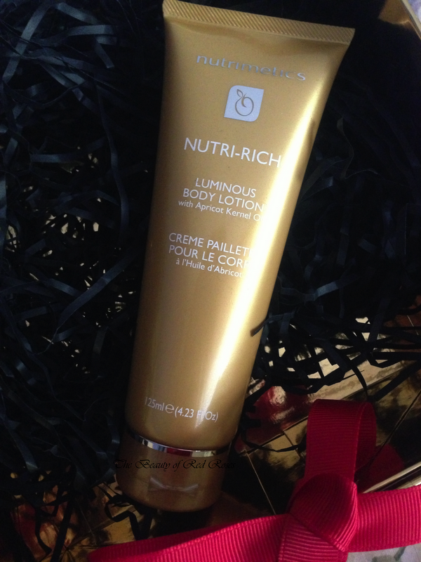 The Beauty of Red Roses: Nutrimetics Nutri-Rich Gift Box