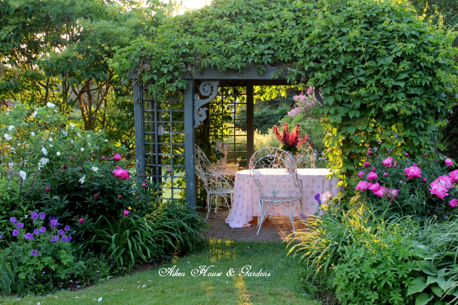 Aiken House & Gardens: Weekend Garden Tour