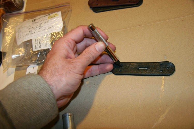 A fetish leathercrafters journal: Make an Armbinder from the New Pattern!