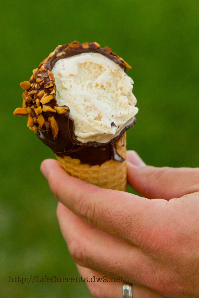 25 Creative Ice Cream Flavors + 6 Serving Ideas & No-Churn Recipes ...