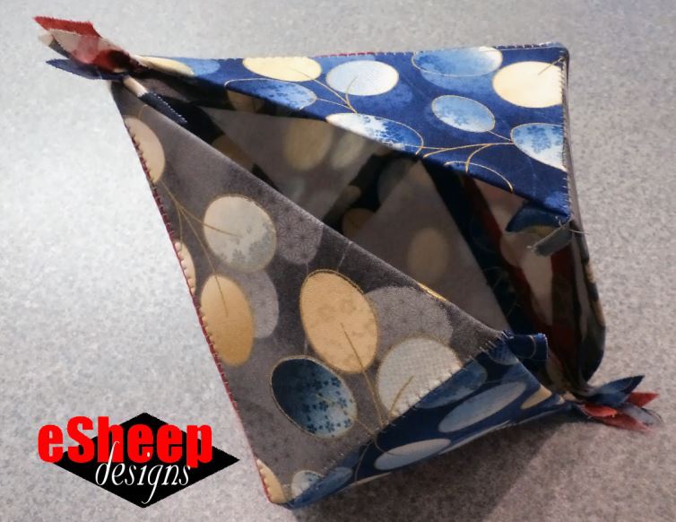 eSheep Designs: Free Pattern/Tutorial: Dimensional "Paper" Pieced Ornament