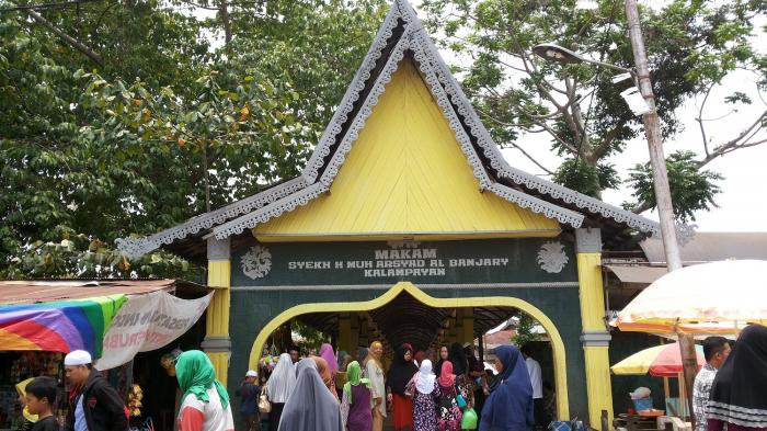Masyarakat Senang Makam Datu Kelampayan Direhab - Bingkai Banua