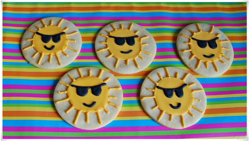 somnisdexocolata: Galletas sol con gafas de sol