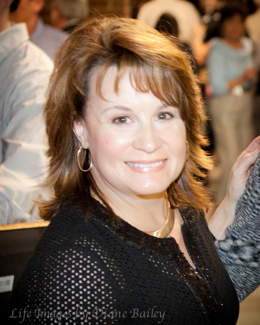 Unstuck and Unstoppable: Faith Is Color Blind - Diane Bailey