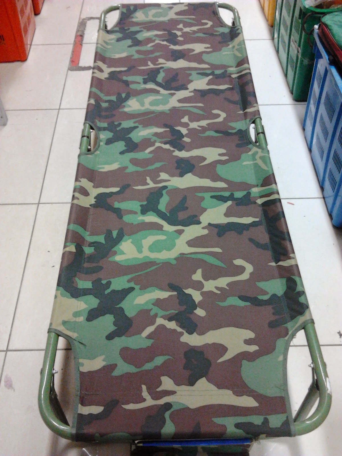 Produk Perkhidmatan - Katil Perkhemahan Atau Champing Corak Tentera ...