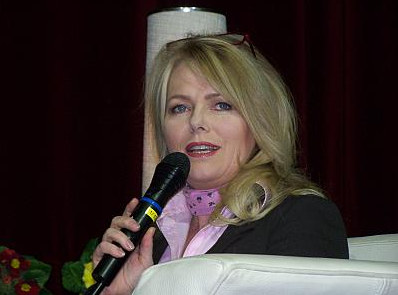 Novatlan: EVA HERMAN