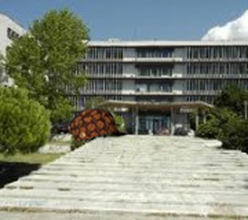 και τωρα θα πιασουμε ενα πολυ σημαντικο θεμα α σθε σχολη θετικων ...