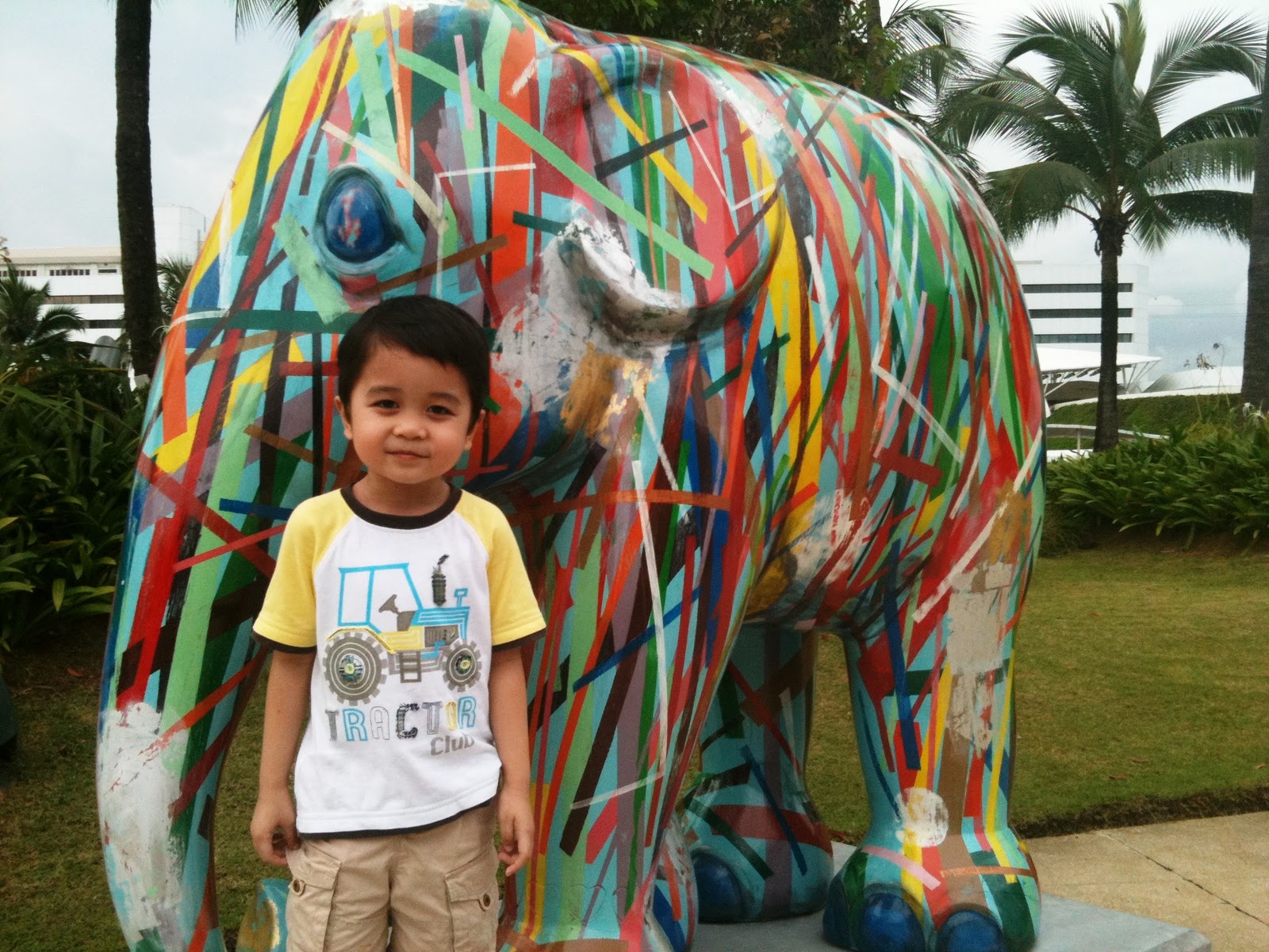 Hendrik's Blog: Singapore 2011 Elephant Parade @ Vivo City