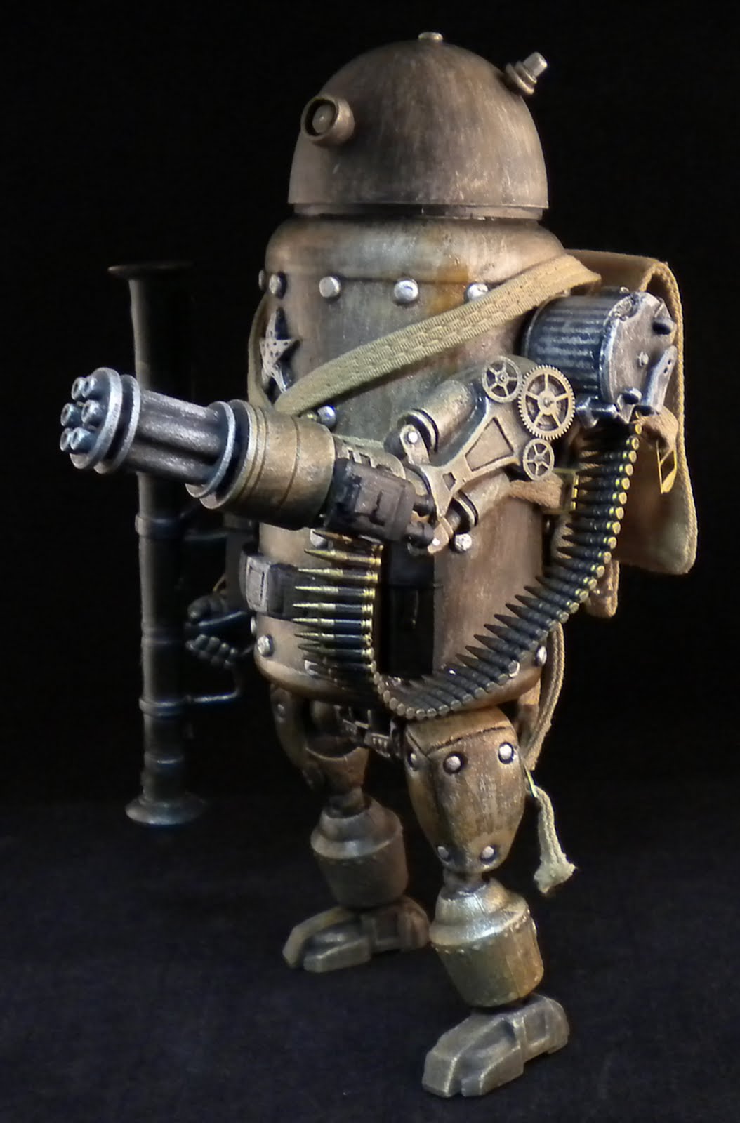 World War Bot "Gears" - HissTank.com