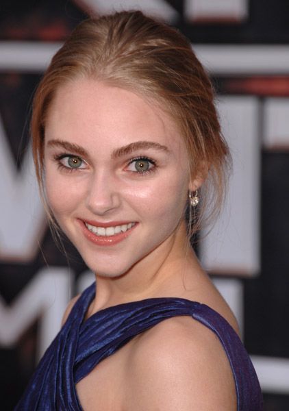 Most Desirable Celebrities: AnnaSophia Robb Biography