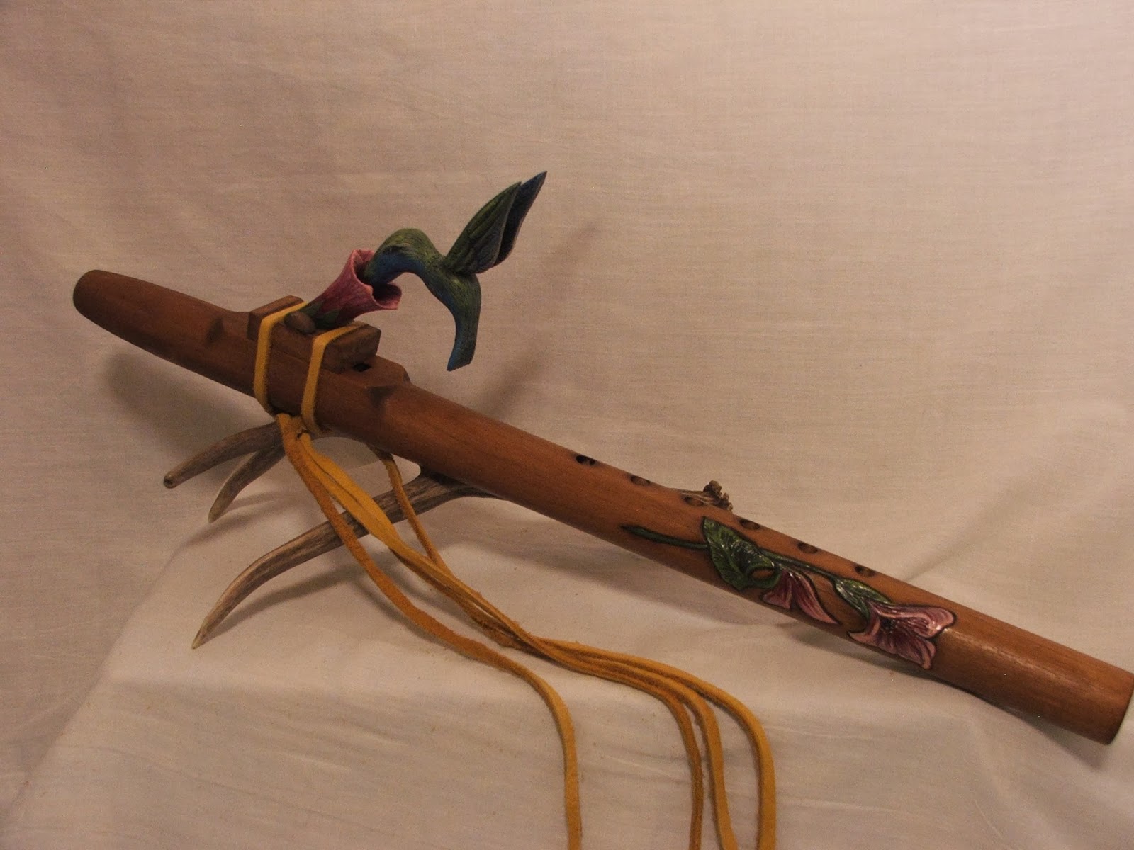 MacNaughtan Creations: Humming Bird Key of G# Flute