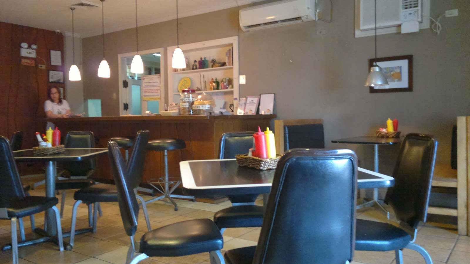 The DMKAEL Experience: Food: RUMPA Restaurant