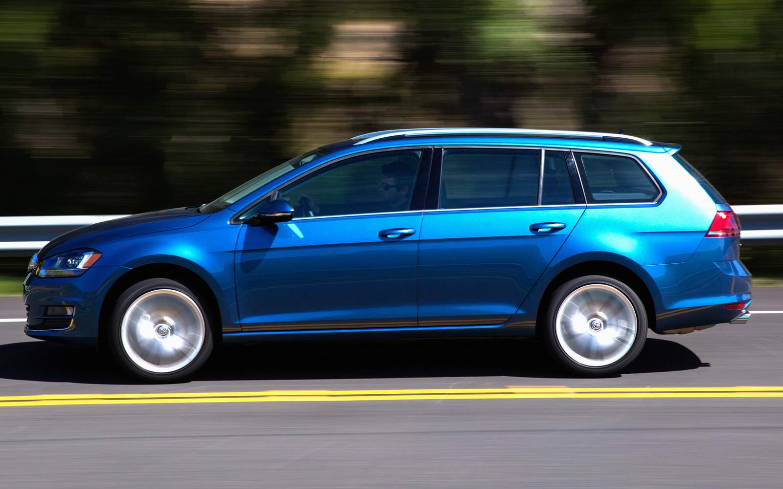 VW Golf Station Wagon chega em junho: preço ~ R$ 110 mil | CAR.BLOG.BR