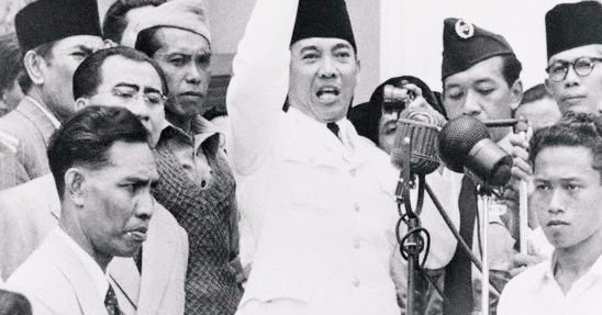 3 Isi TRIKORA (Tri Komando Rakyat) Beserta Pengertian dan Tujuannya ...