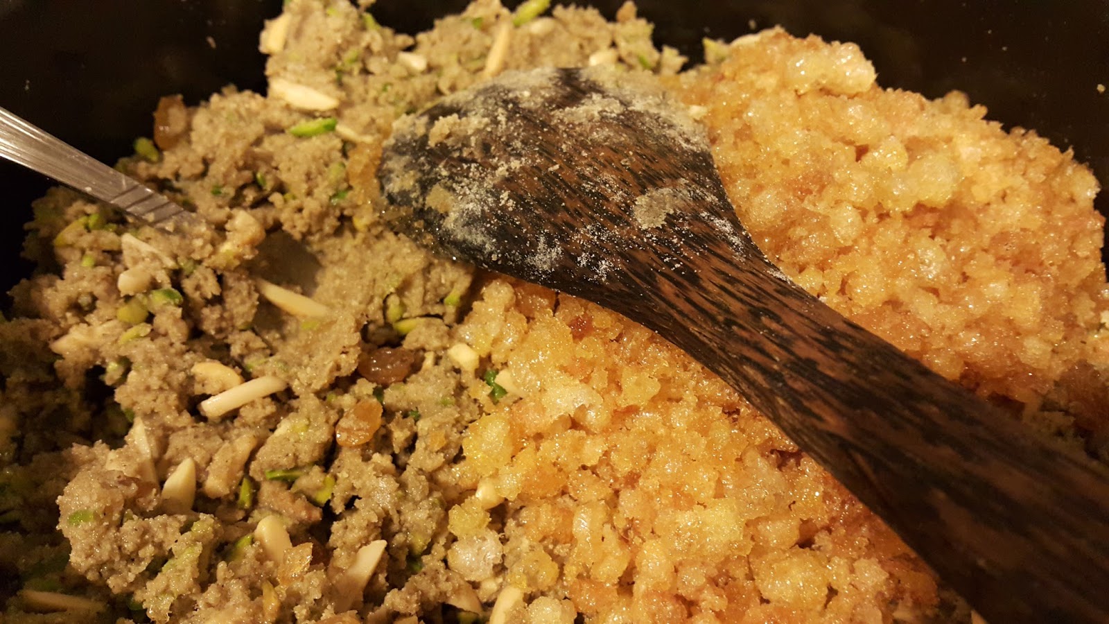 Food Review: Bajra/Millet Flour Goondh/Edible Gum Pak - Brocade Blue