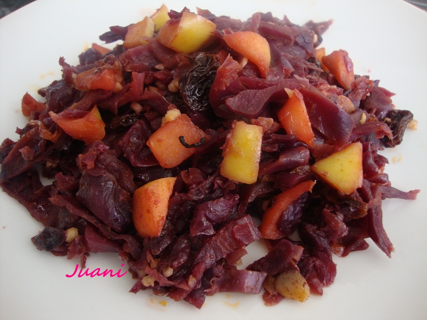 Las Cosillas Que Hago: Lombarda rehogada con manzana, almendras picadas ...