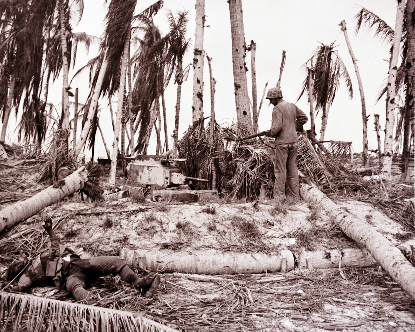Behind Enemy Lines Podcast: The Battle of Tarawa: Mini Campaign, Day 3