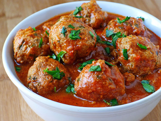 Cooking Weekends: Meatballs with Pecorino Romano