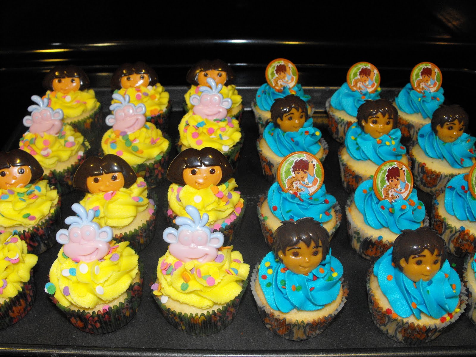 AJ's Cupcakes: Celebrate good times, come on!