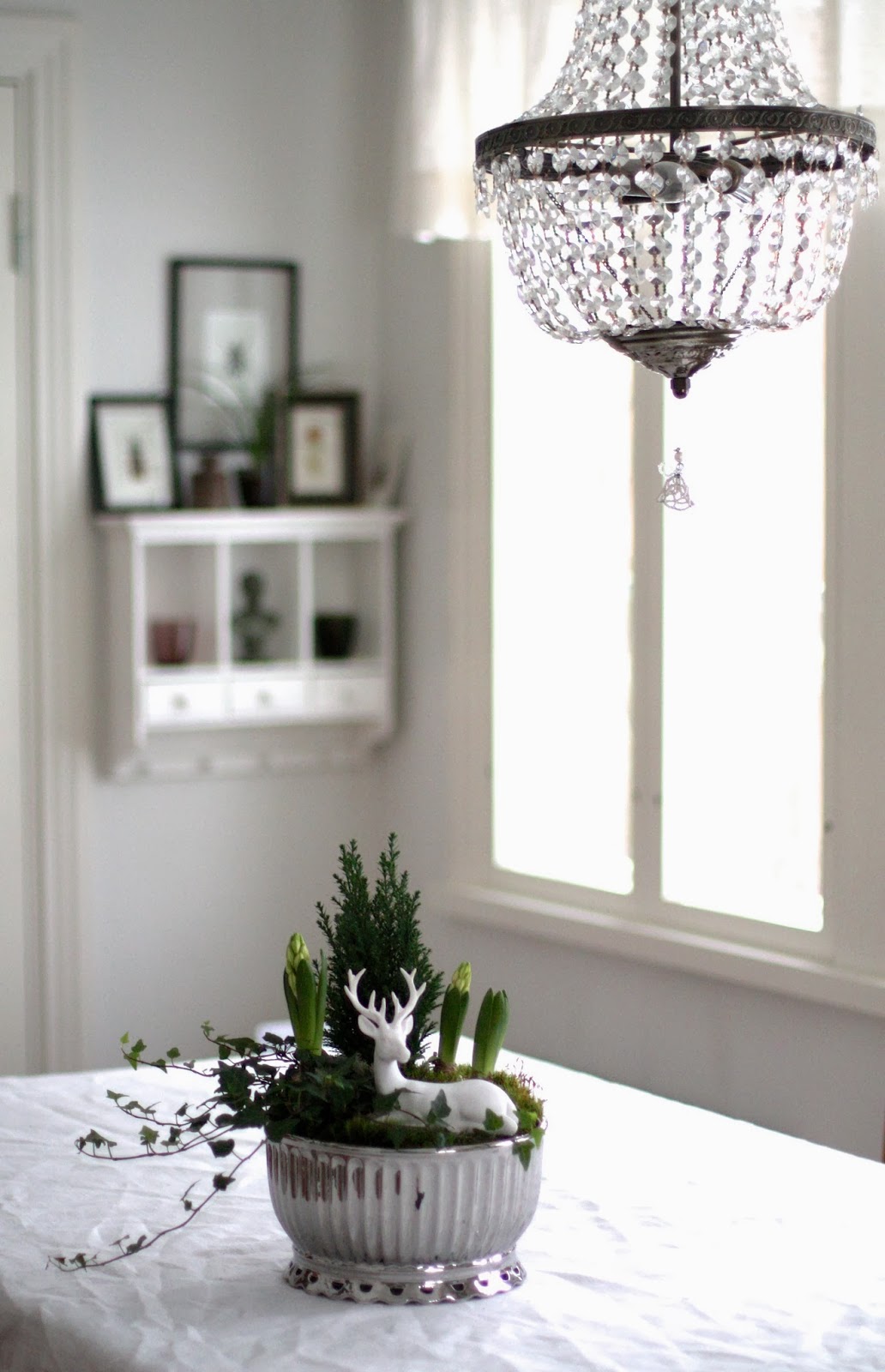 K O T I L A: Joulukukka-asetelma