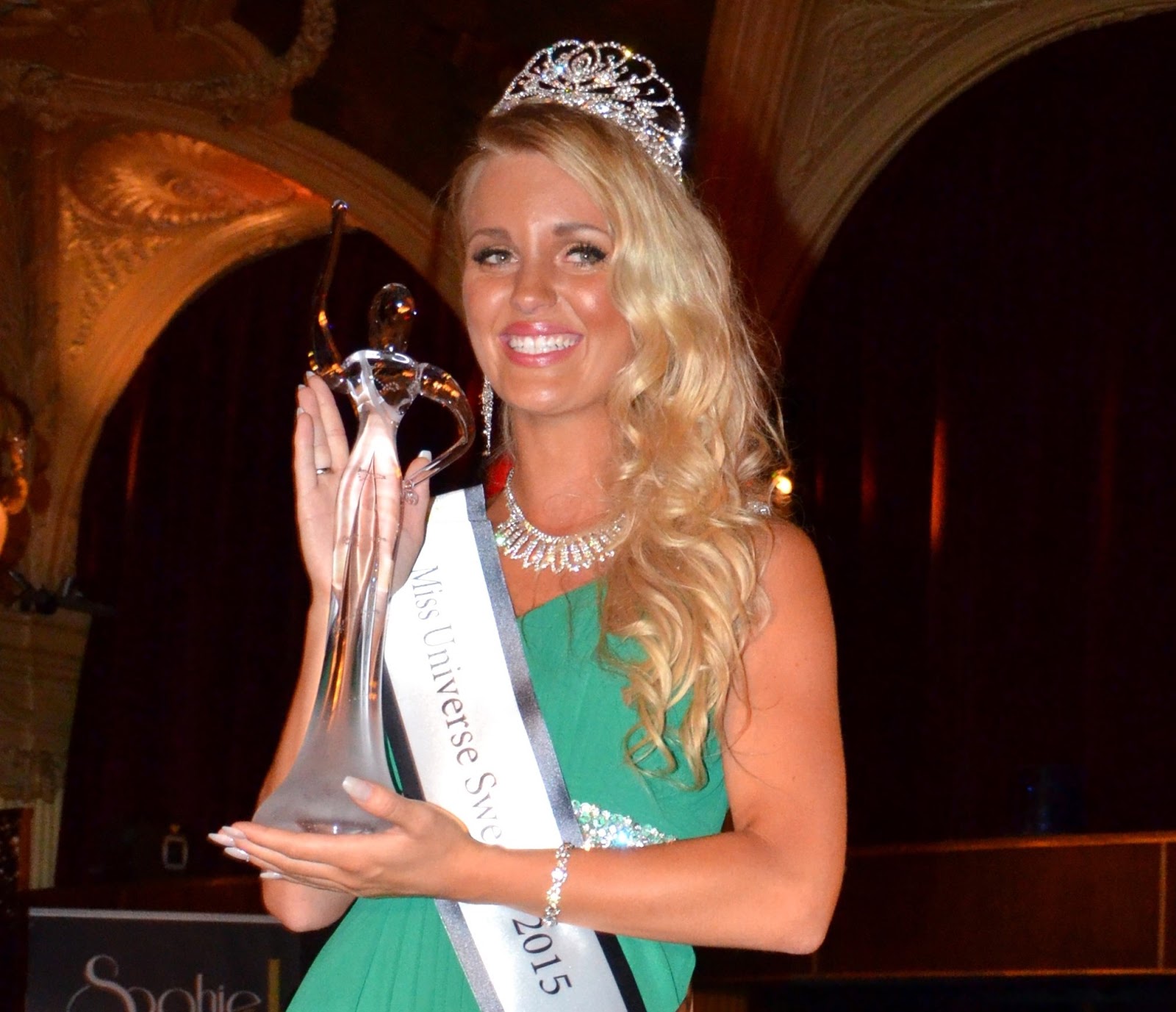 Pageant TV Channel: Paulina Brodd is Miss Universe Sweden 2015