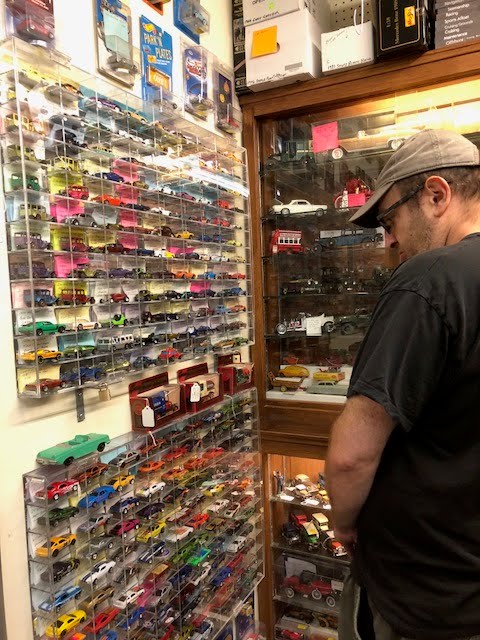 The Paper Collector: 2018