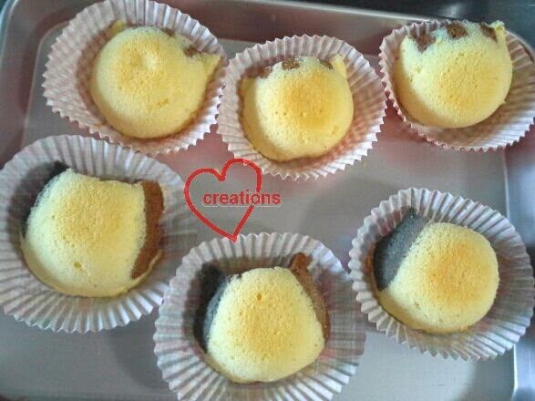 Loving Creations for You: Calico and Striped Cat Chiffon Cupcakes