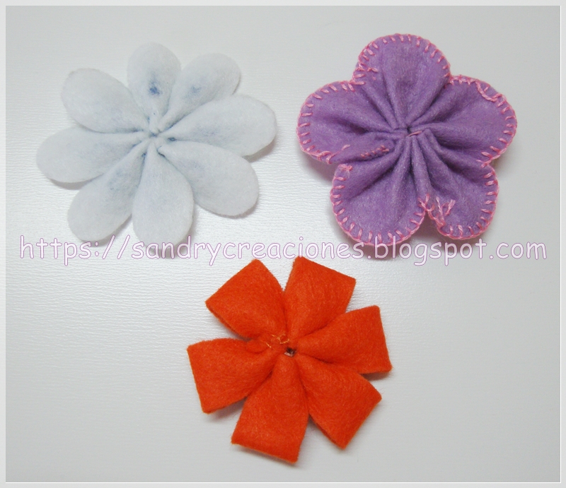 SanDryCreaciones: Flores en Fieltro 1