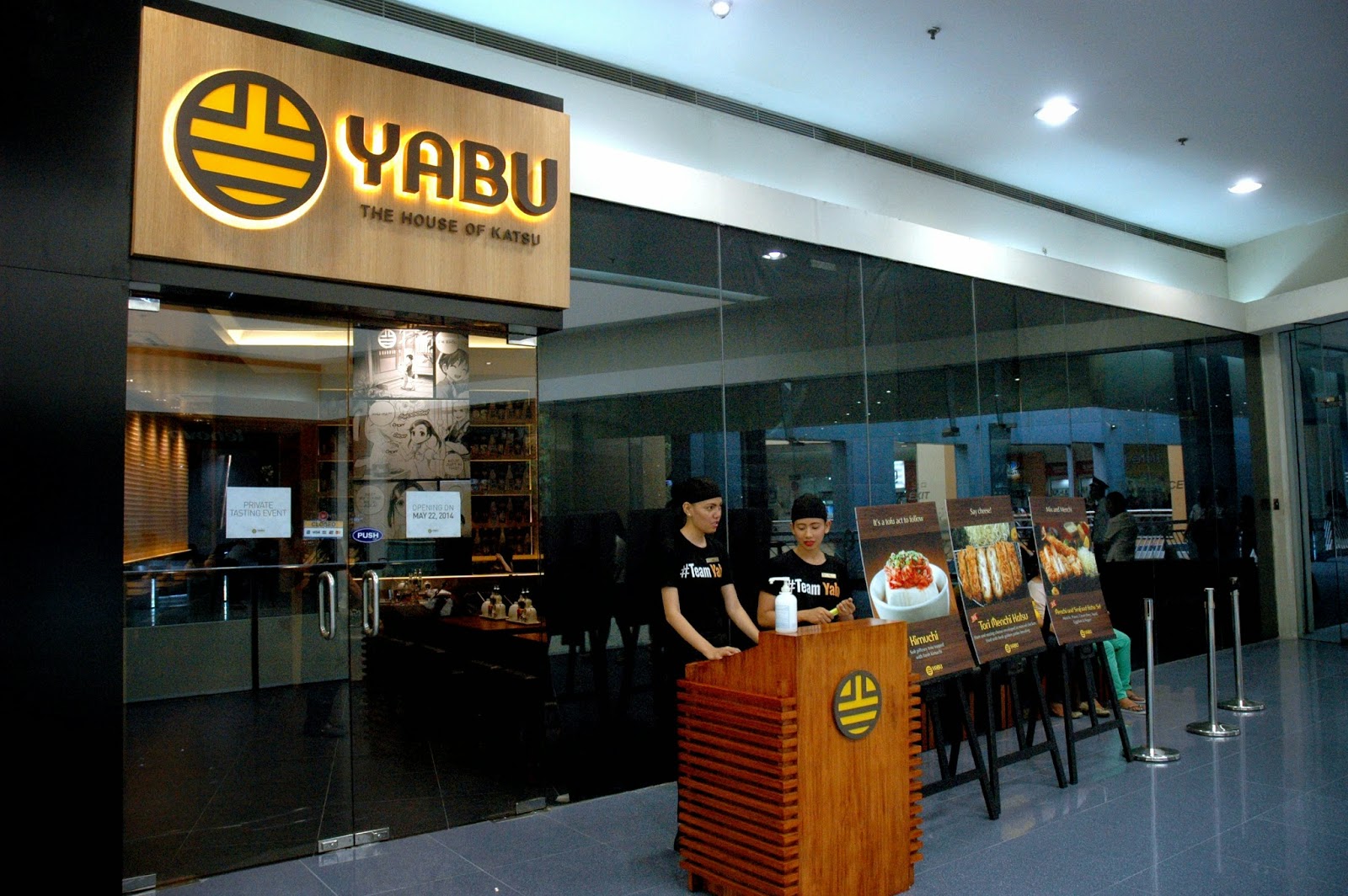 DUDE FOR FOOD: Food News: A Bigger Yabu Experience at MOA