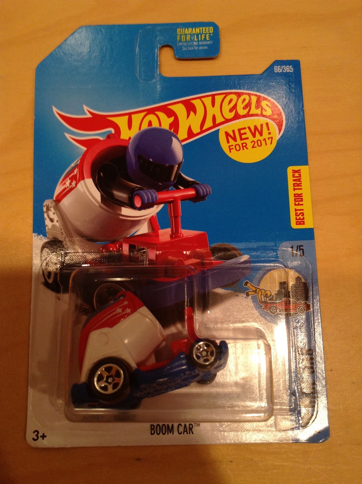 JULIAN'S HOT WHEELS BLOG: Boom Car (New for 2017! - HW Ride-Ons)
