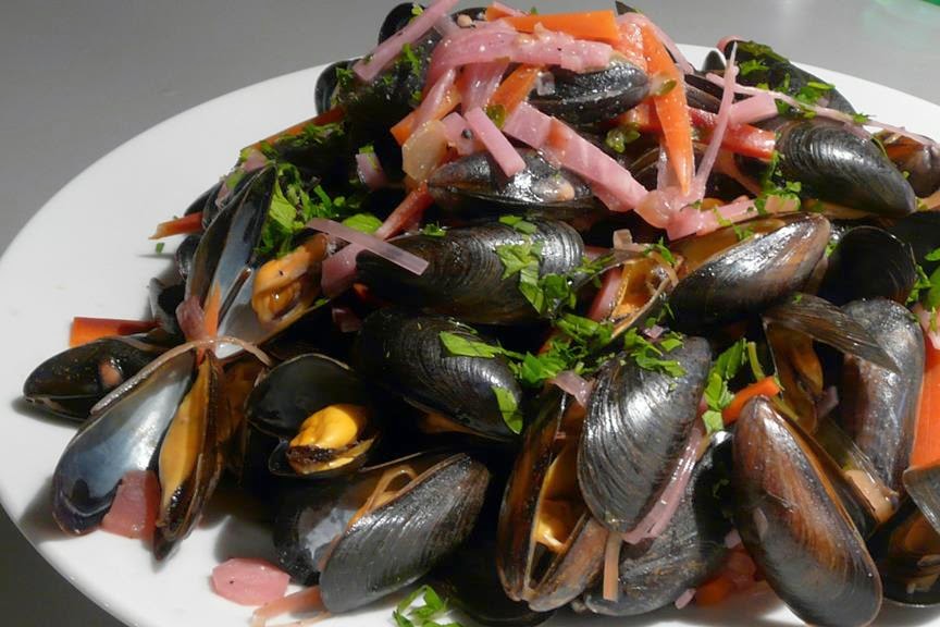 Kulinarische Welten zu Fisch- und Meeresfrucht: Bouchot-Miesmuscheln ...