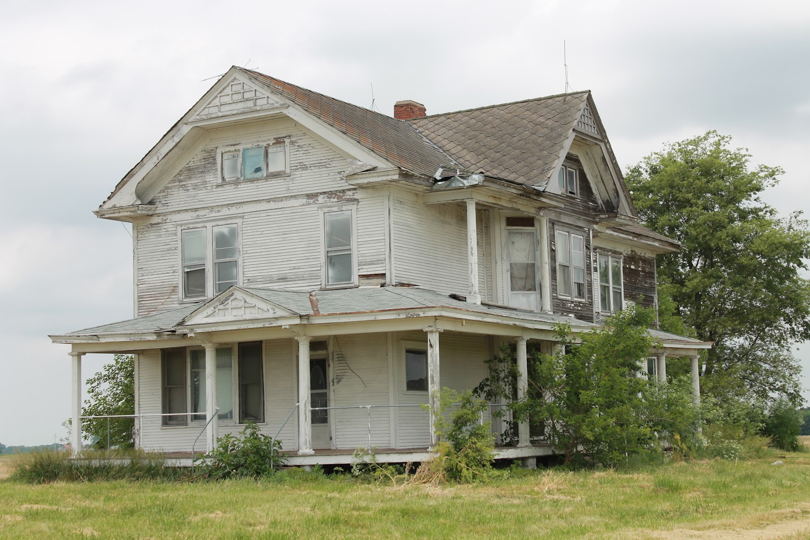 Hoorahoopti Away: Historic Carthage Jail and Visitors Center-Carthage, IL