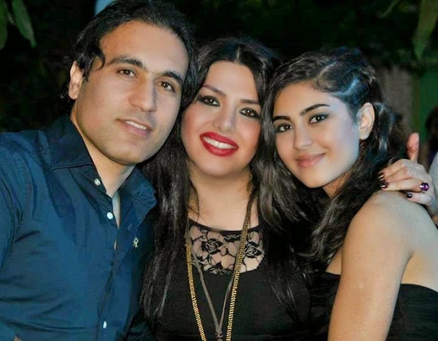 Sweetmemory: Mehdi Mahdavi Kia with his wife and daghter