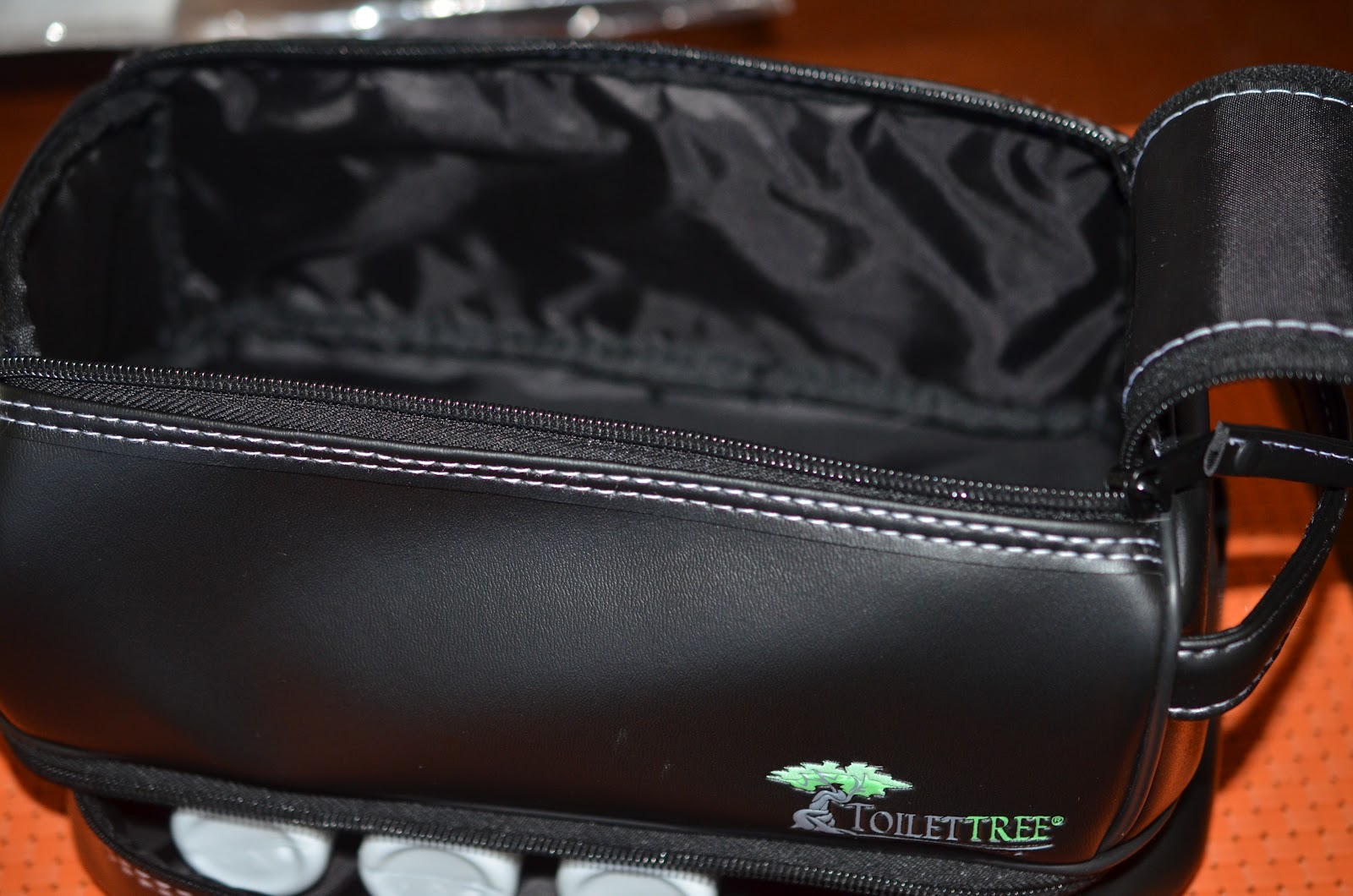 ToiletTree Travel Toiletry Bag Review – Peanut Butter And Whine