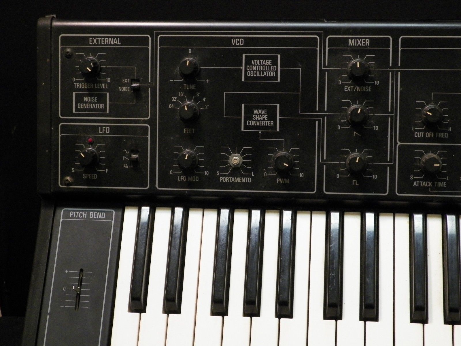 MATRIXSYNTH: Vintage Yamaha CS-5 Analog Synthesizer SN 7439