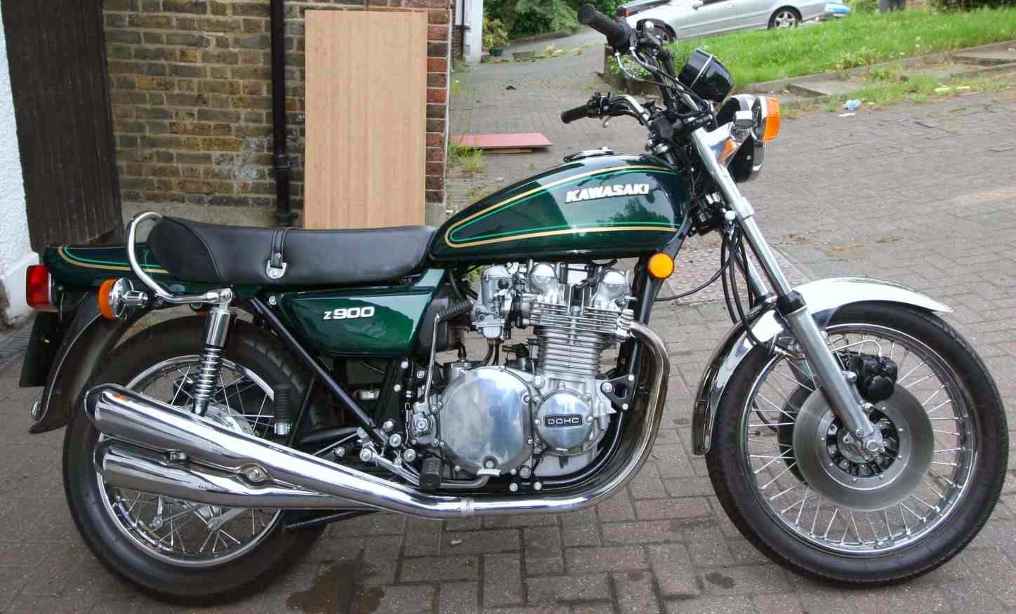 KAWASAKI Z900 | Collectibles Coach