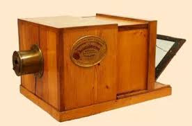 Como surgiu a primeira câmera fotográfica