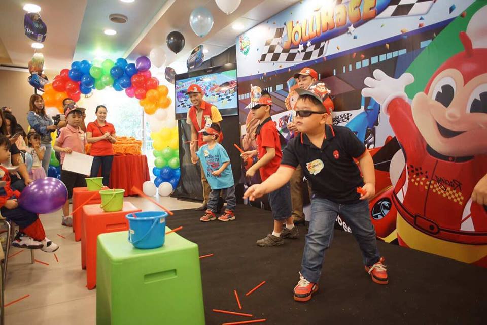 Jollibee’s Newest Party Theme, JolliRace, Brings Fun Up to Speed ...