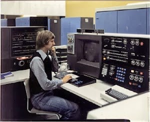 REAL IMAGINATION: Perkembangan Komputer dari Generasi Pertama sampai ...