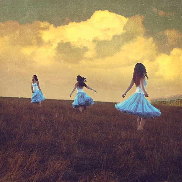 NAU NUA: MANDY ROSEN