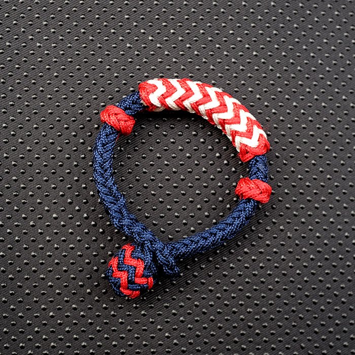 Paracord Lovers/パラコードラヴァース : 1つの編み方三段活用？ 8 strand square braidでType 1 ...