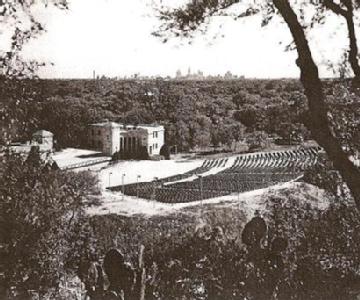 San Antonio Rocks : Sunken Garden Theater May Get $20 Million Facelift