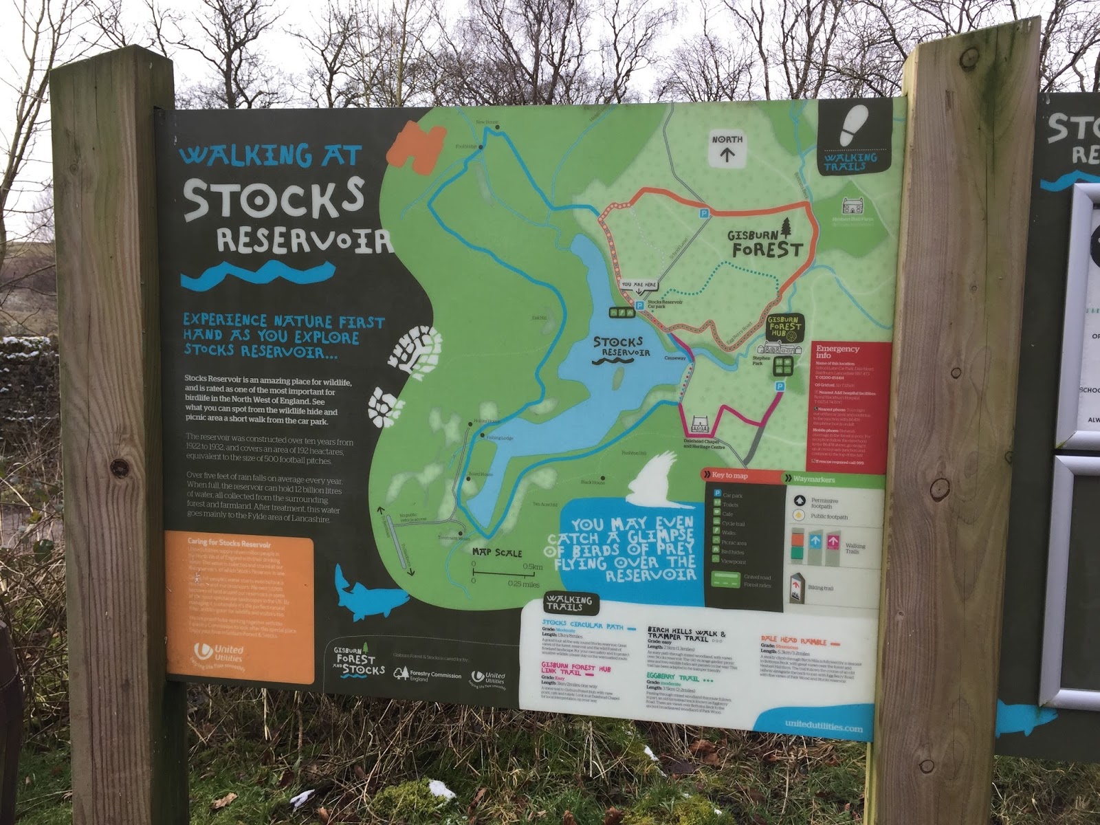英国を歩く: Stocks Reservoir Circular Walk
