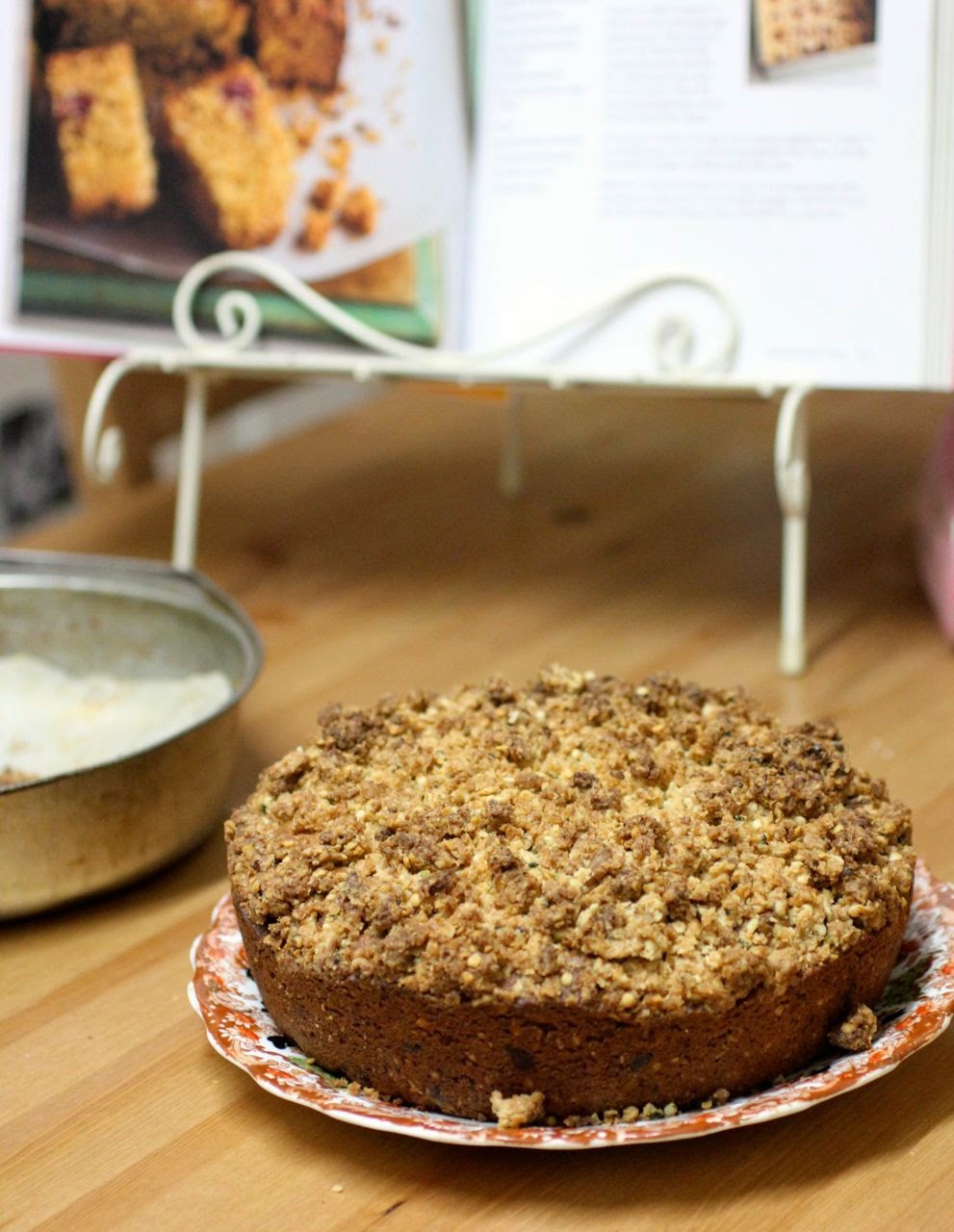 Green Gourmet Giraffe: Orange, choc chip and hemp seed cake and a rally