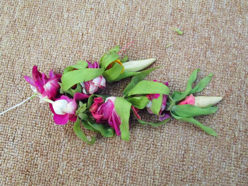 Tari Indonesia: MACAM-MACAM RONCEN MELATI