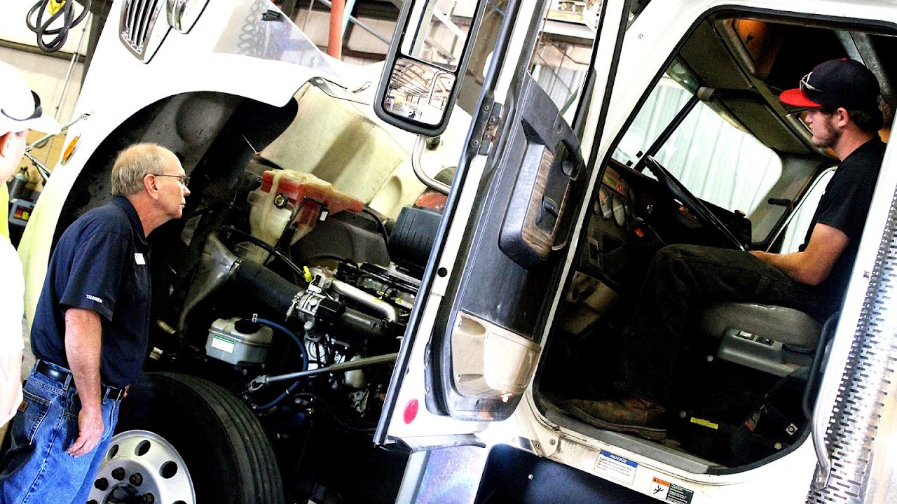 Diesel Mechanic Colleges - College Choices