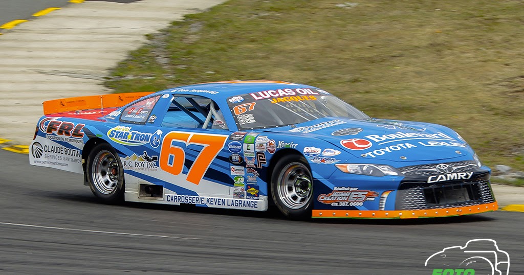 Oval Racing Stock car style in Québec, Ontario and New England States ...
