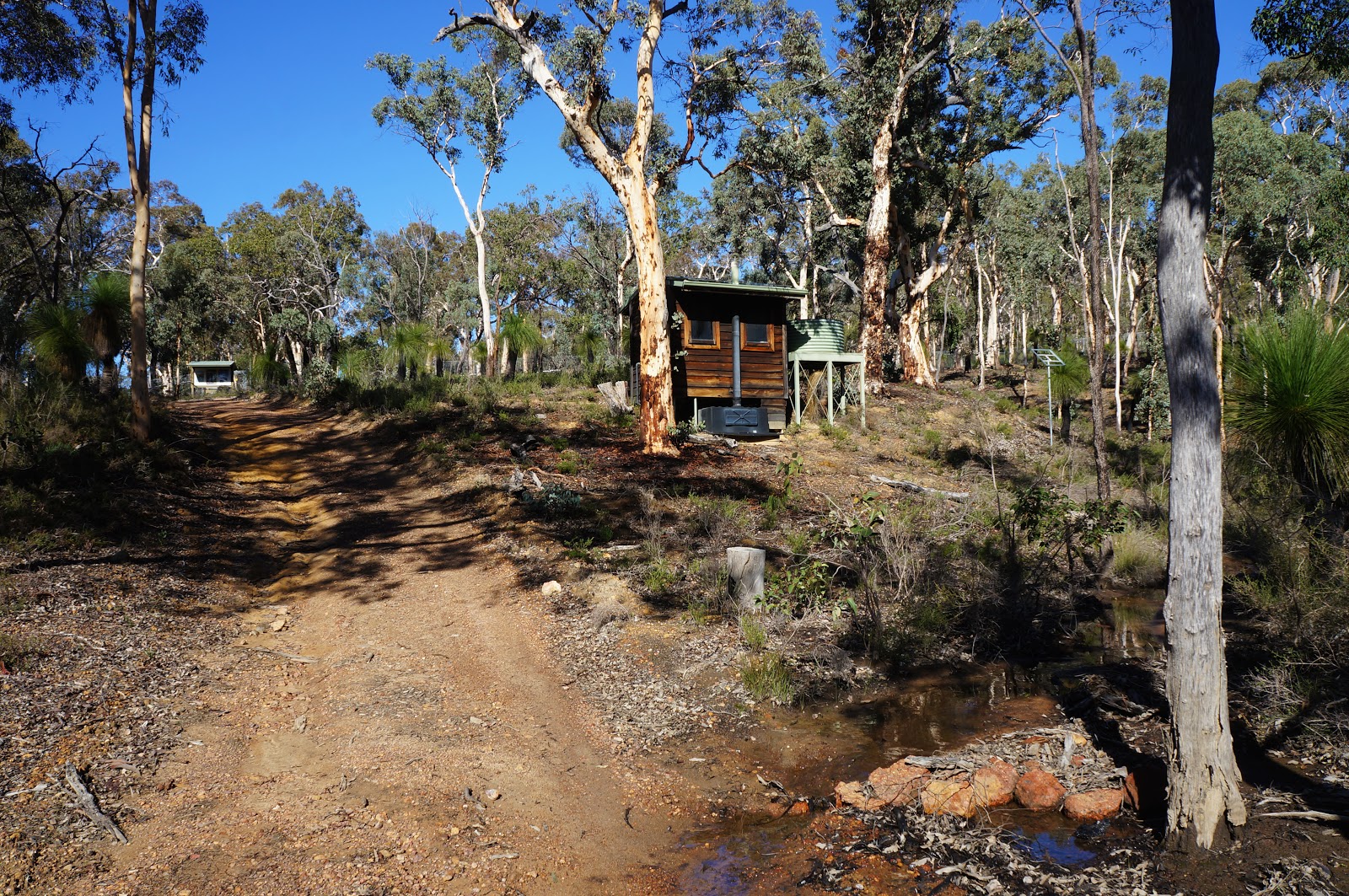 Numbat Track (Paruna Wildlife Sanctuary) ~ The Long Way's Better
