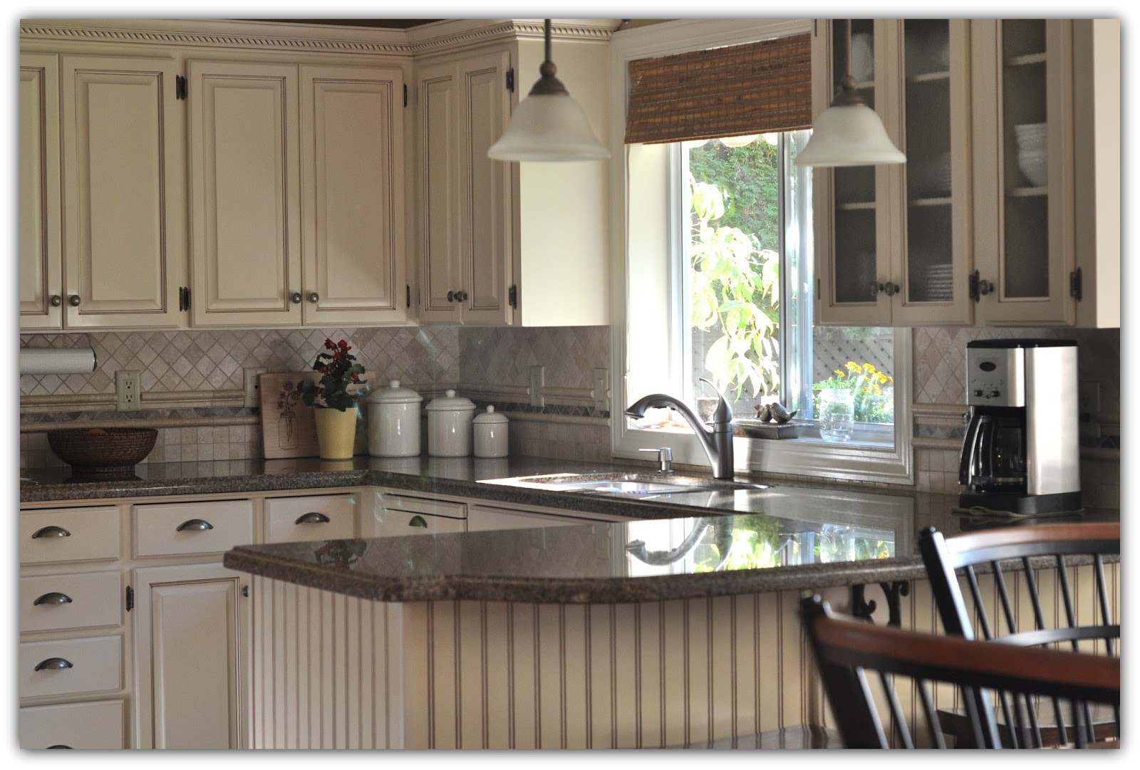 Mennonite Girls Can Cook: Anneliese's Kitchen - then and now