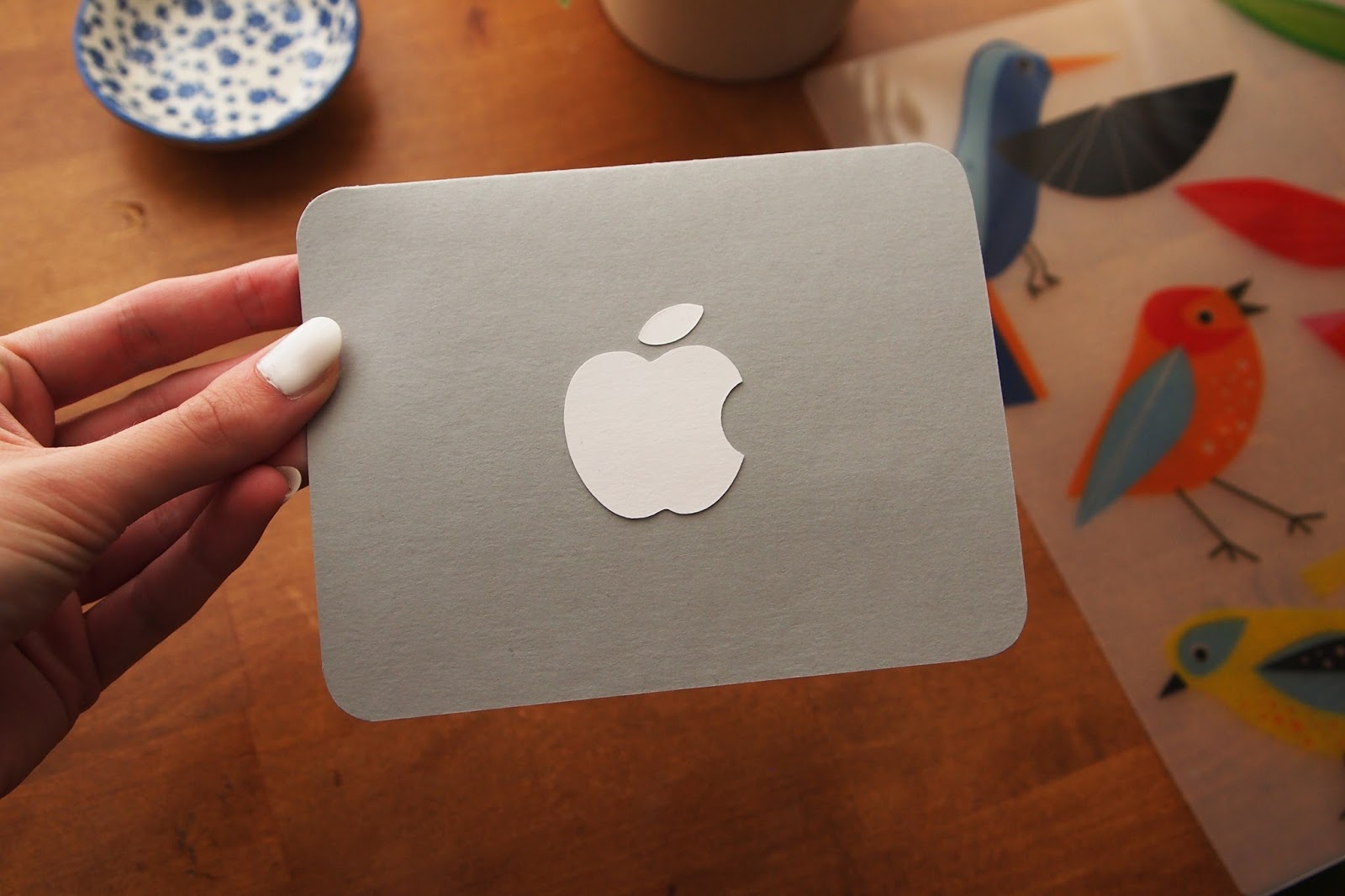 ʕ•ᴥ•ʔ Blackpoppies.com: Mini Macbook Birthday Card